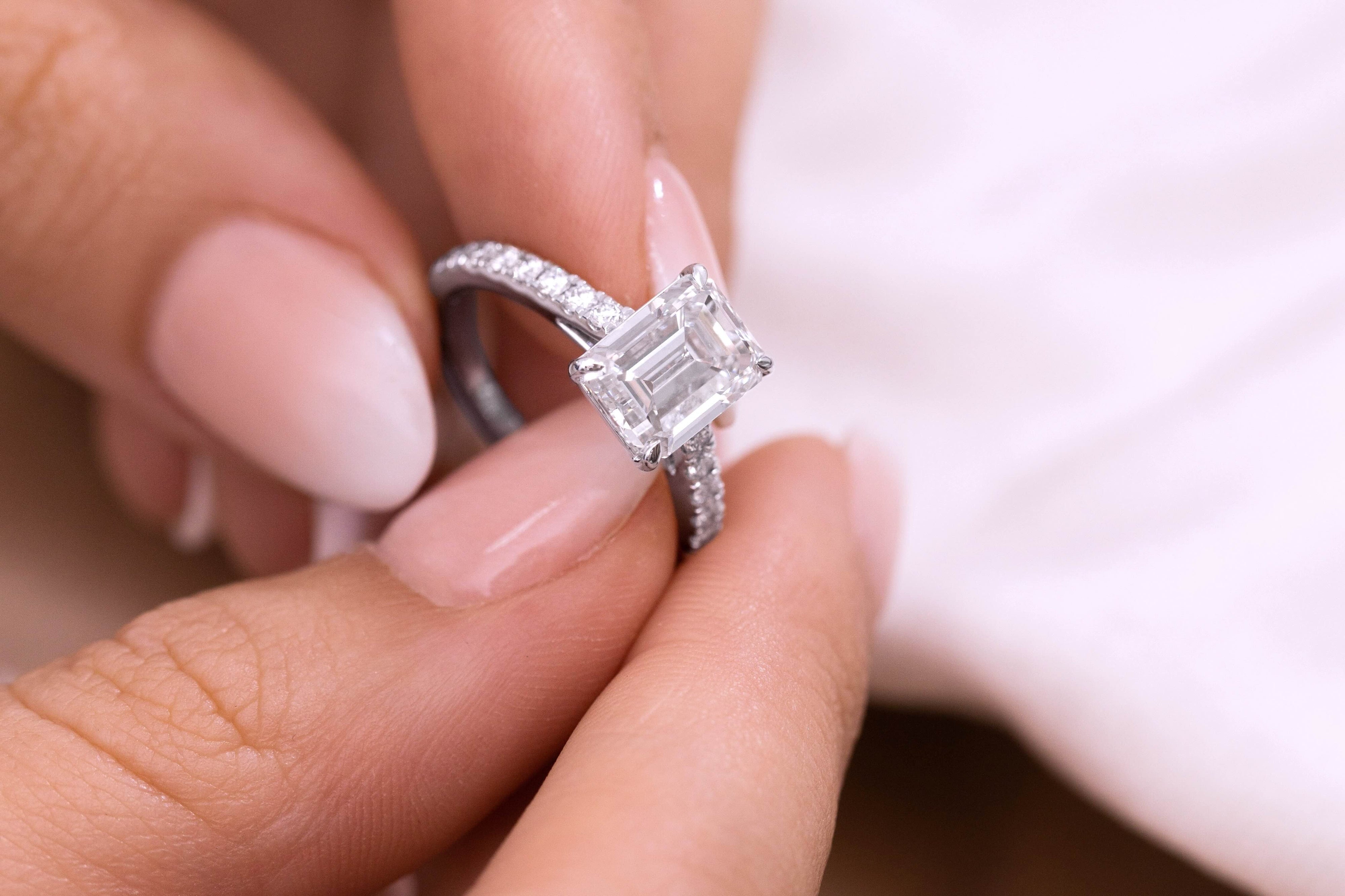 If Your Ring Looks Dull, It Might Be Platinum Patina – Here’s What Tha ...